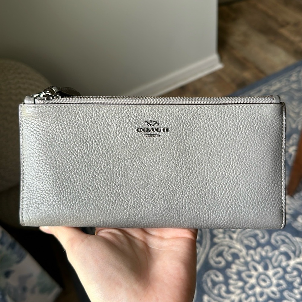 Light Grey Coach Wallet - Gem
